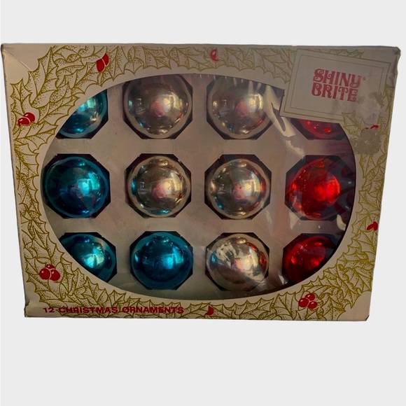 Shiny Brite | Holiday | Vintage Shiny Brite Glass Christmas Ornaments ...